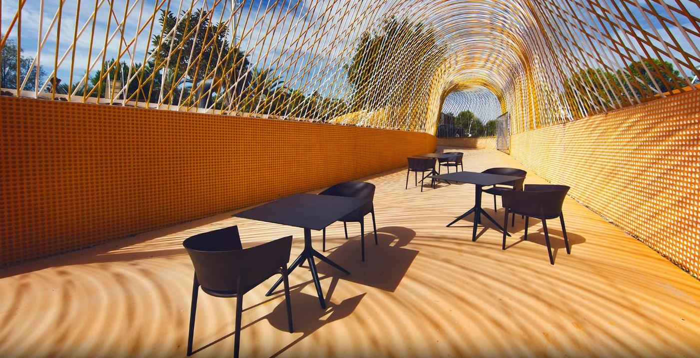 Africa Arm Chair by Vondom | Timeless Comfort and Modern Design ...